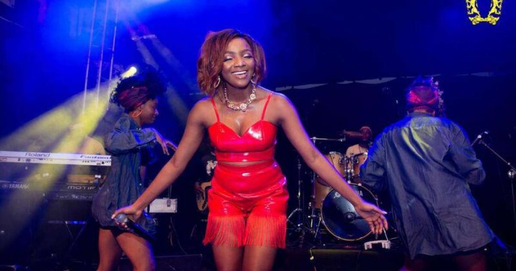 We Were In So Much Rush I Didnt Do My Sound Check, Simi Speaks On ...